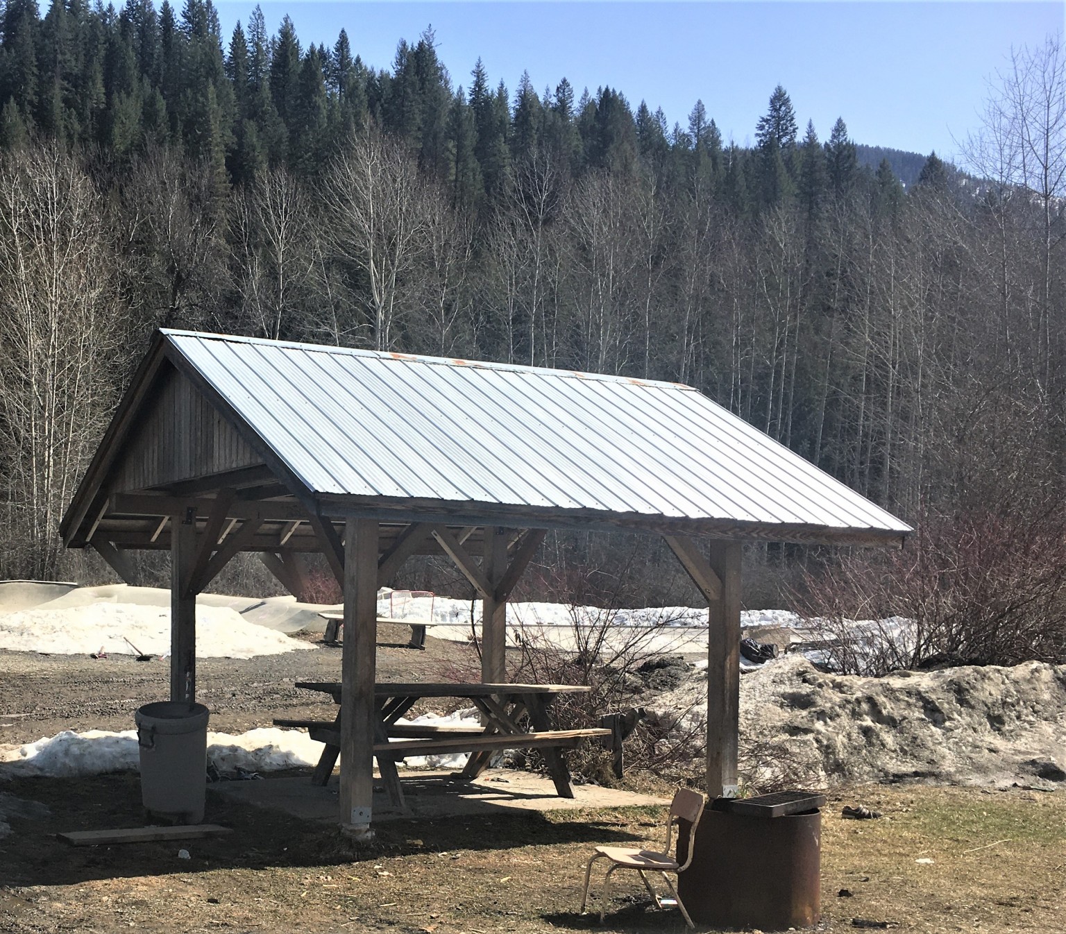 Enhancing Outdoor Community Spaces - Columbia Basin Trust